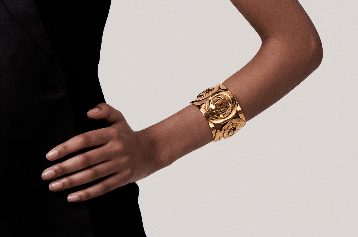 Authenticating Vintage Jewellery: An Expert Guide – Jagged Metal