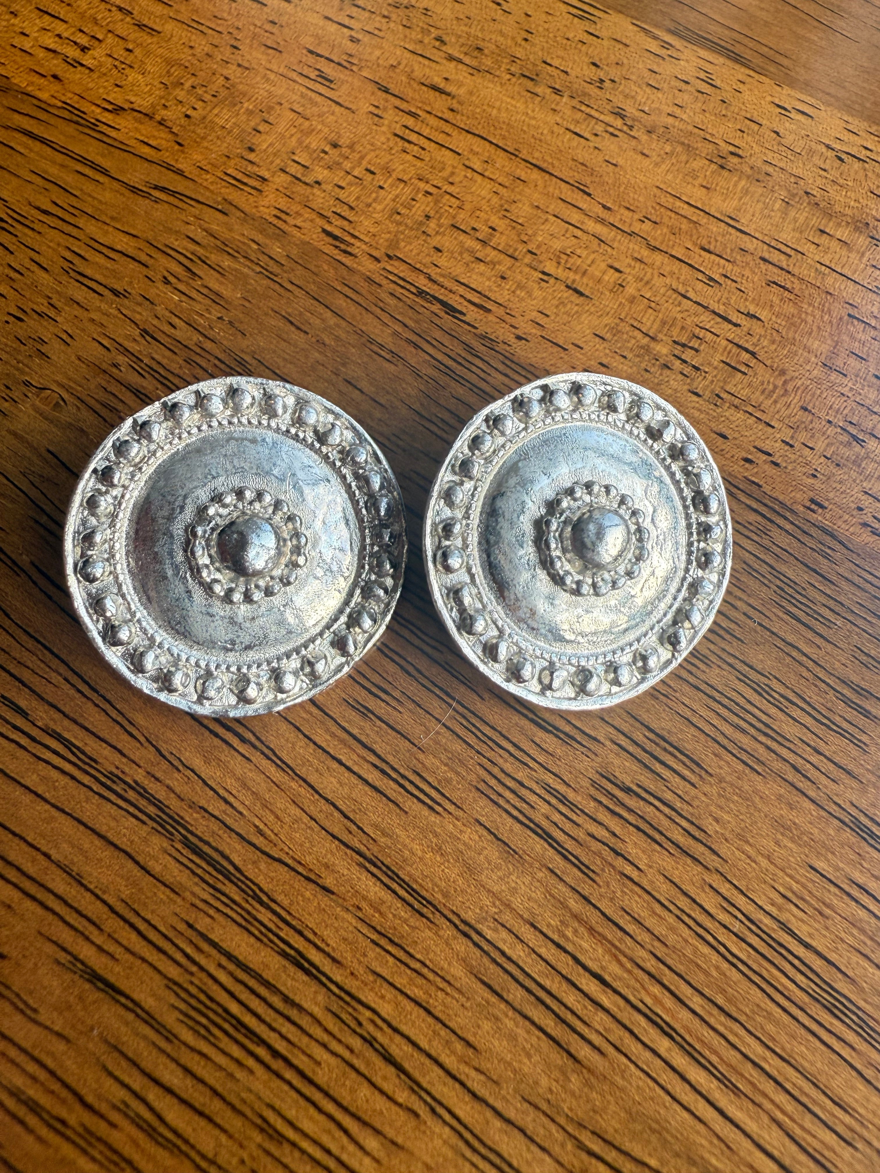 1980s Vintage Pierced Earrings, Deadstock – Jagged Metal